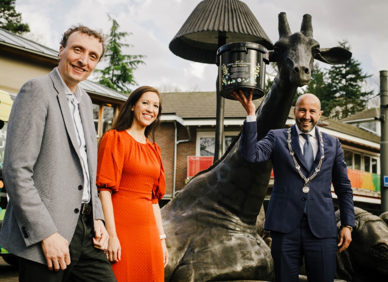 Peeze introduceert herbruikbare koffieverpakking - Frankwatching ...