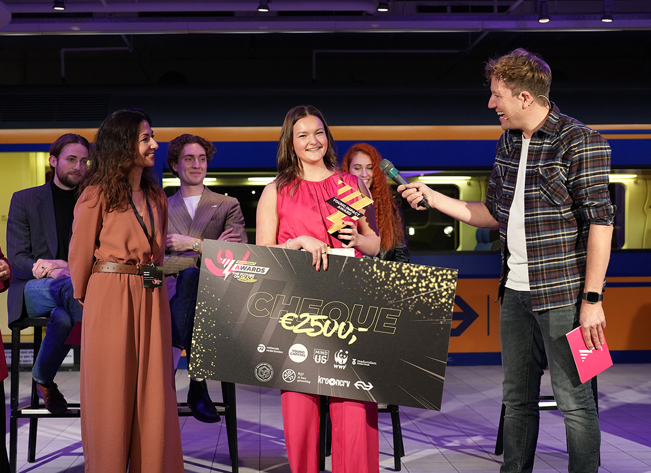 De droom van Thomas en Koen vervuld tijdens uitreiking Young Impact ...